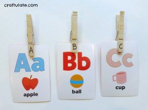Clothespin Letter Match Busy Bag [Fine Motor Fridays]