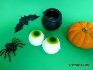 Edible Eyeballs for Halloween - Craftulate