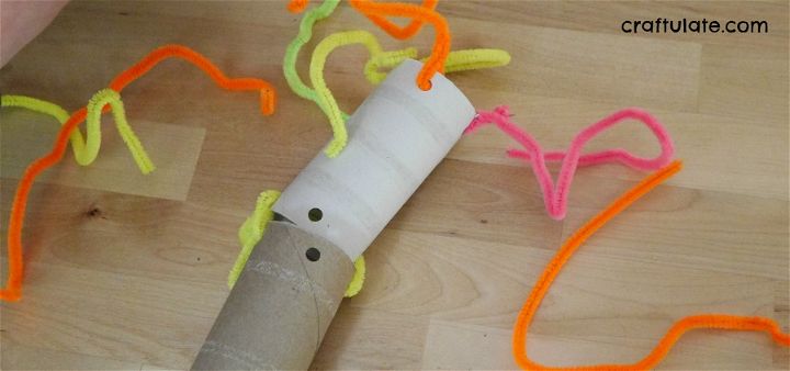 Building with Cardboard Tubes and Pipe Cleaners - Craftulate